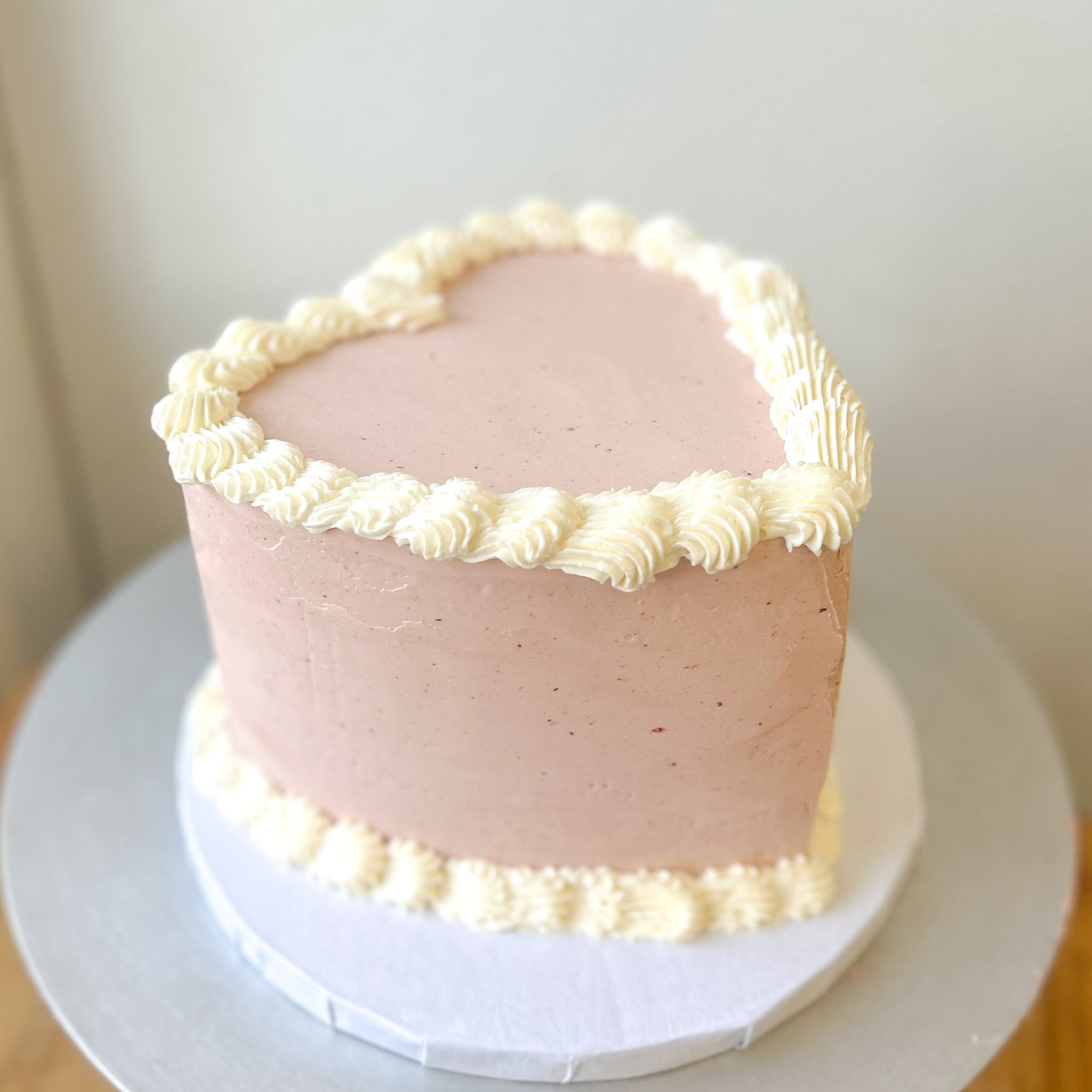 Lambeth Cake - Color Upcharge – Cake Bloom